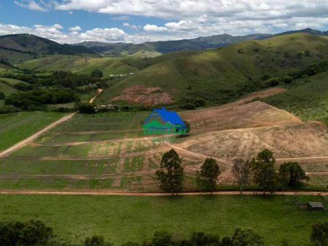 Terreno para venda em Centro, Carvalhos