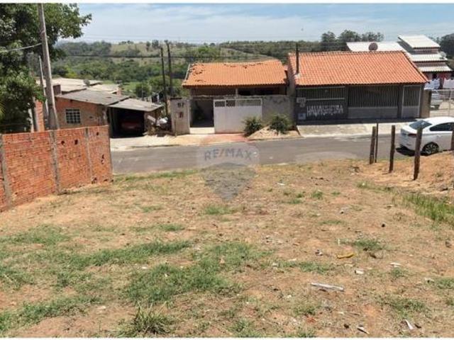 Terreno para venda em Centro de 180.00m²