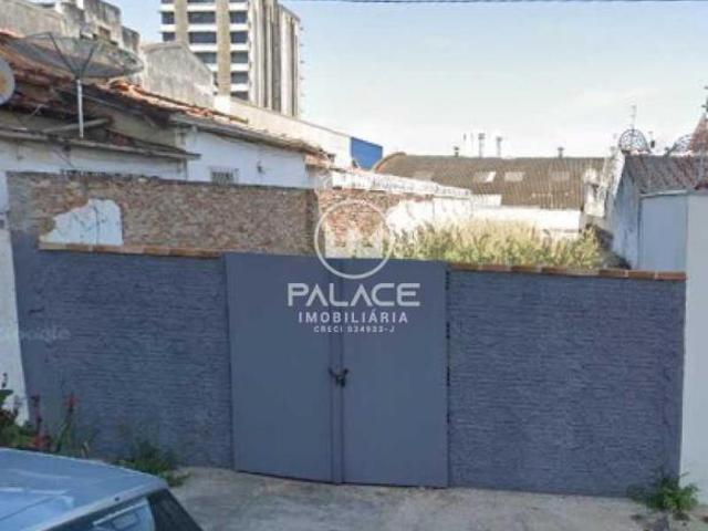 Terreno para venda em Centro de 198.00m² com 1 Quarto, 1 Suite e 1 Garagem