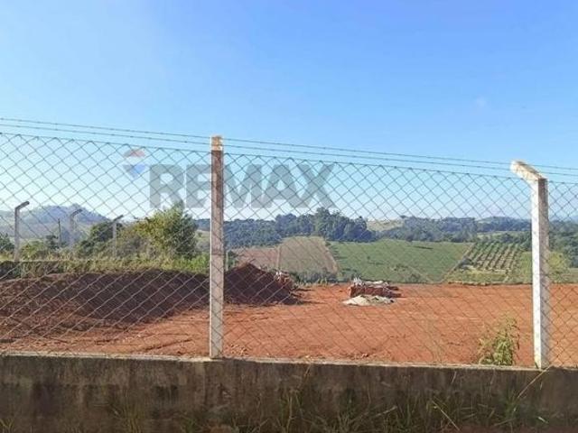 Terreno para venda em Centro de 1000.00m² com 10 Garagens