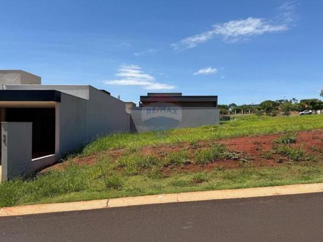 Terreno para venda em Centro de 275.00m²