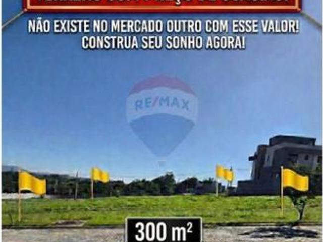 Terreno para venda em Centro de 300.00m²