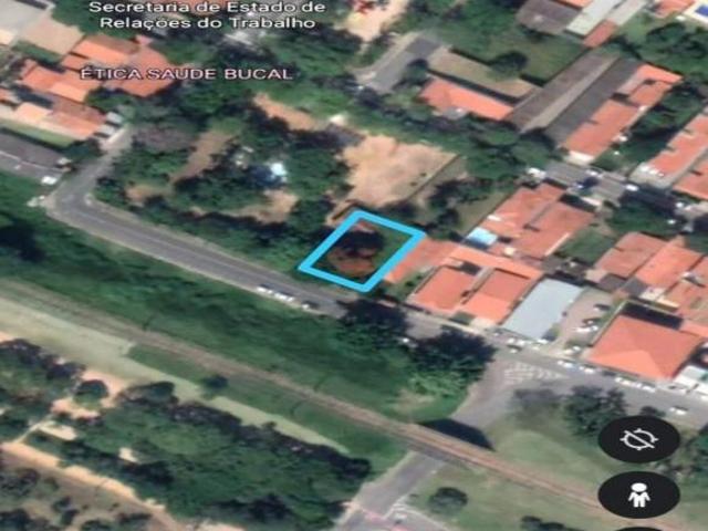 Terreno para venda em Centro de 300.00m²