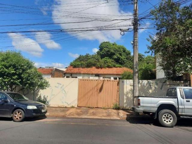 Terreno para venda em Centro de 572.00m²