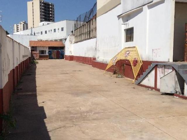 Terreno para venda em Centro de 595.00m²