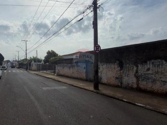Terreno para venda em Centro de 636.60m²