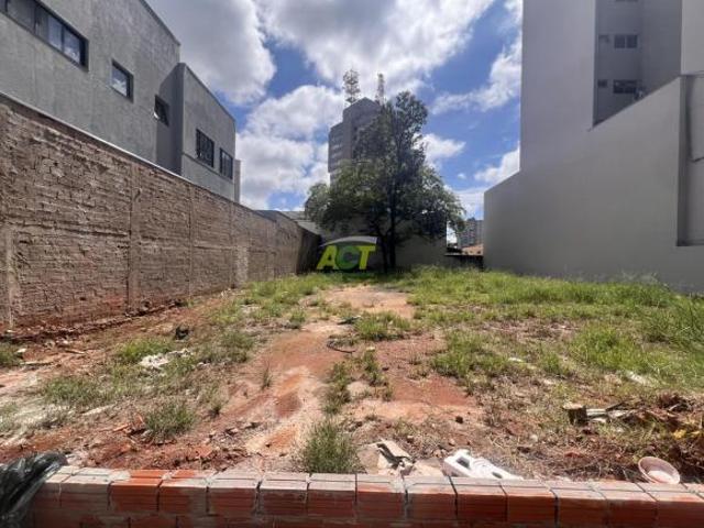 Terreno para venda em Centro de 868.00m²