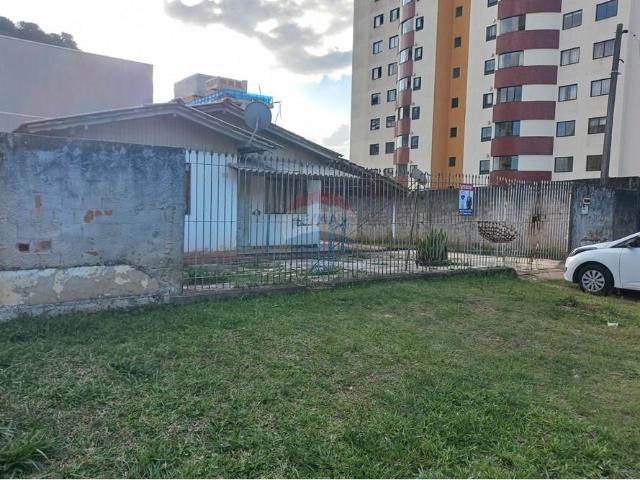 Terreno para venda em Centro em Pinhais Paraná de 900.00m²
