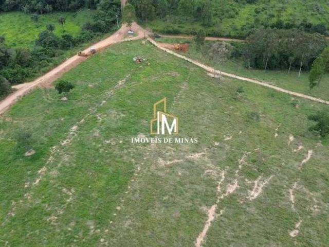 Terreno para venda em Centro, Itaúna