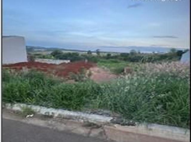 Terreno para venda em Centro, Paraguaçu