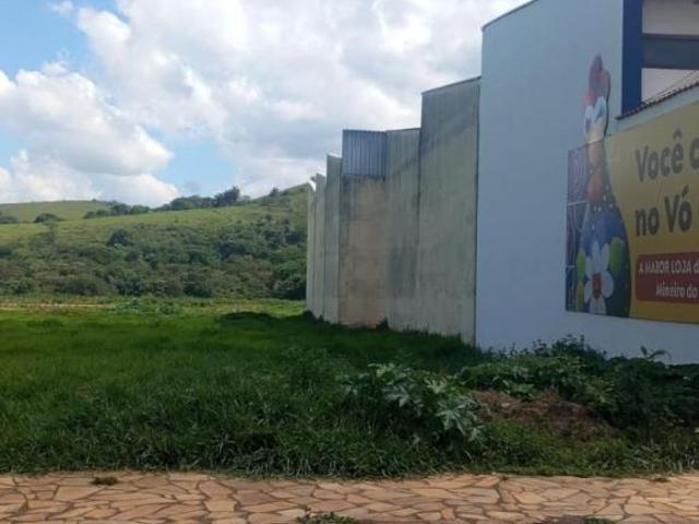 Terreno para venda em Centro, Santa Cruz de Minas
