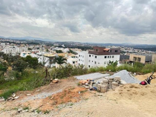Terreno para venda em Centro, Sarzedo