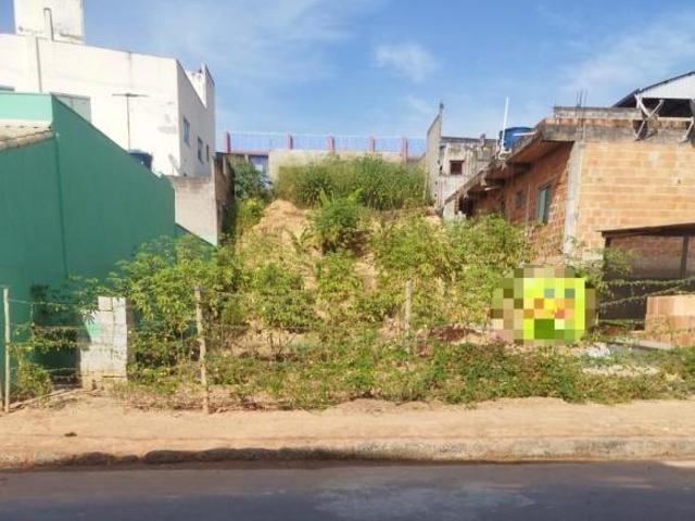 Terreno para venda em Centro, Sarzedo