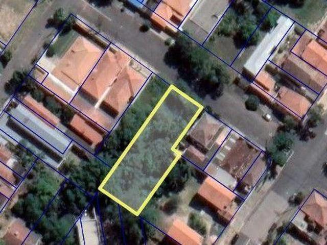Terreno para venda em Centro tupi de 1.00m² com 1 Quarto, 1 Suite e 1 Garagem