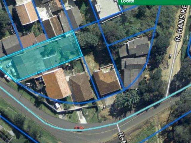 Terreno para Venda em Curitiba, Santa Cândida, 3 dormitórios, 1 banheiro, 4 vagas