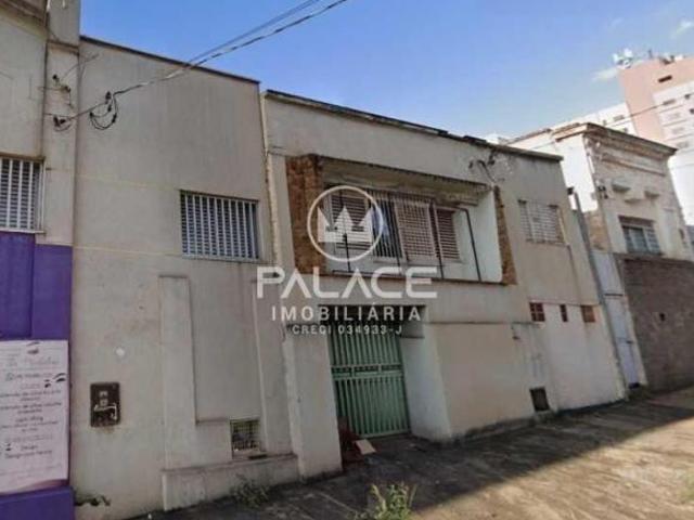 Terreno para venda em Alto de 1.00m² com 1 Quarto, 1 Suite e 1 Garagem