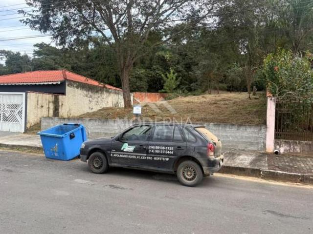 Terreno para Venda em Bofete, Jardim Santa Catarina