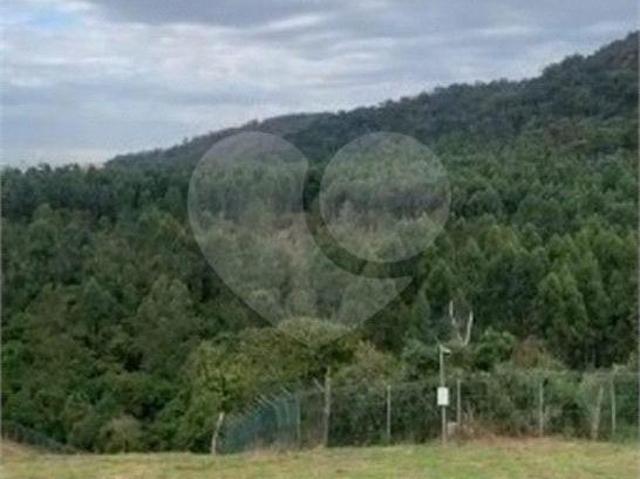Terreno para venda em Bairro Inválido de 1100.00m²