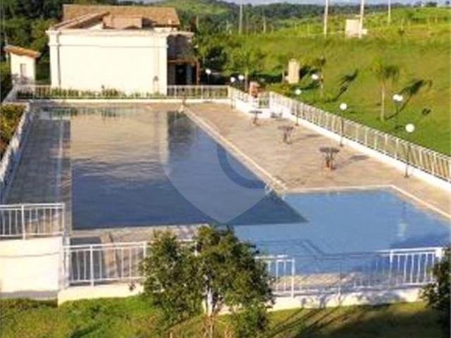 Terreno para venda em Bairro Inválido de 956.00m²
