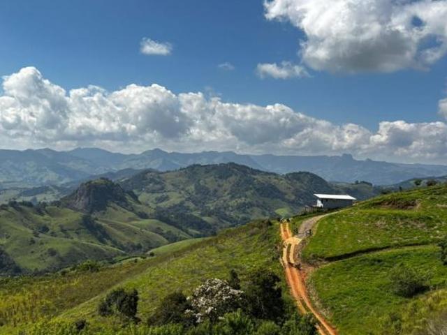 Terreno para Venda em Gonçalves, 4 km da cidade