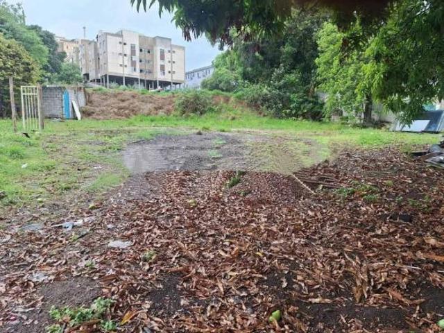 Terreno para venda em Guarujá, Betim
