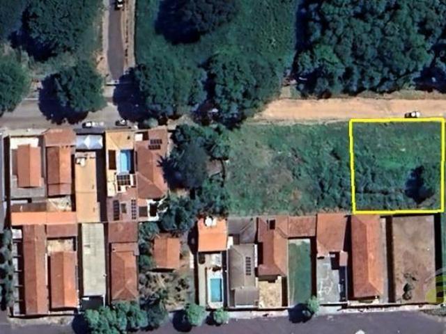 Terreno para venda em Dona Amélia de 930.00m²