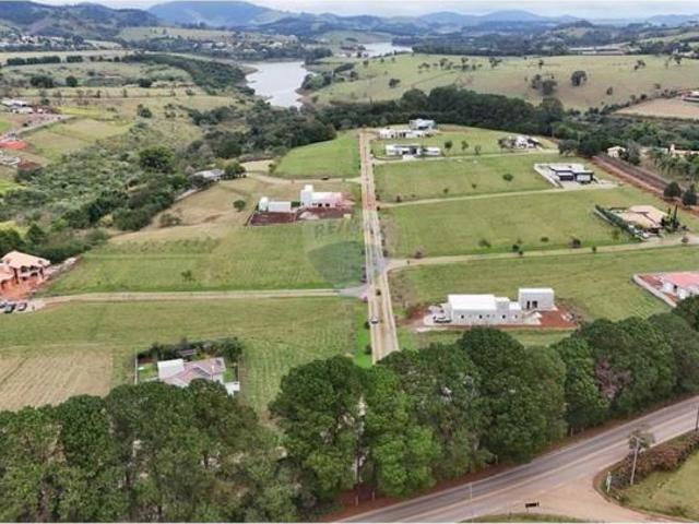 Terreno para venda em Joanópolis de 1017.00m²