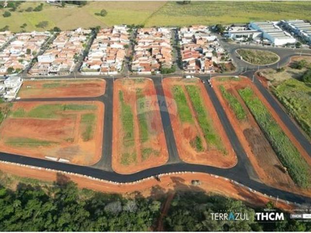 Terreno para venda em Jardim Mirandola de 200.00m²