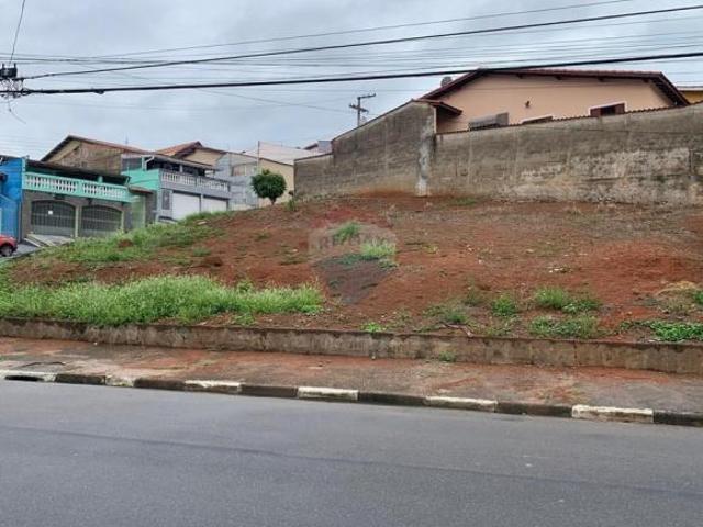 Terreno para venda em Jardim Das Laranjeiras de 443.00m²
