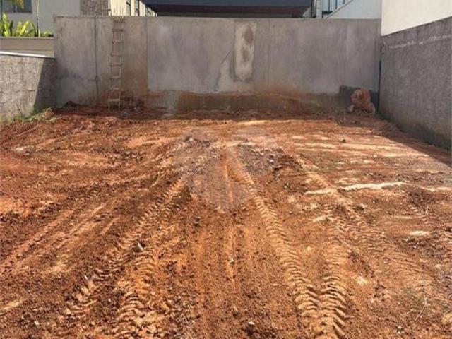 Terreno para venda em Jardim Das Samambaias de 600.00m²