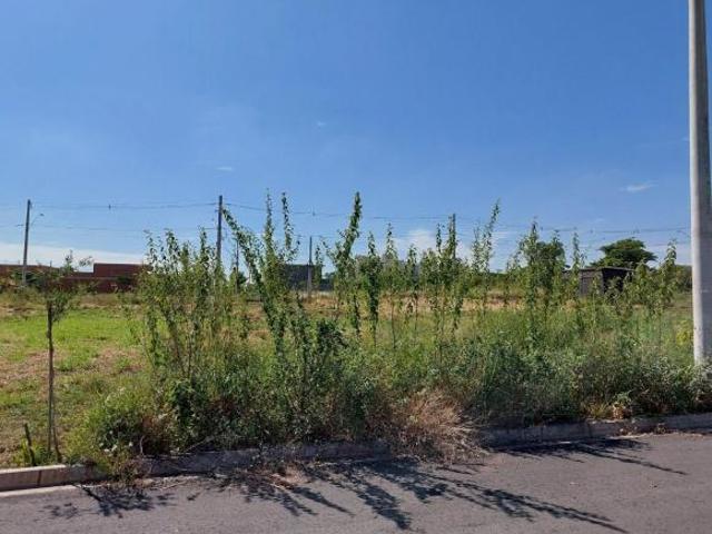 Terreno para venda em Jardim Flórida de 160.00m²