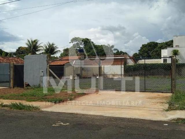Terreno para venda em Jardim Karaíba, Uberlândia