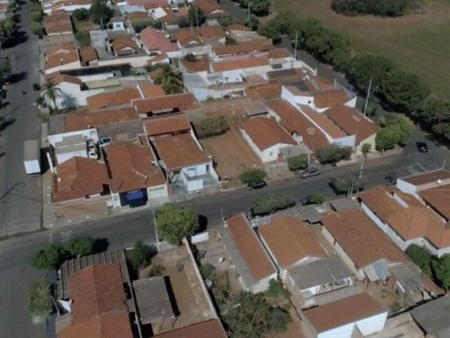 Terreno para venda em Jardim Planalto de 250.00m²
