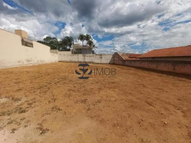 Terreno para venda em Jardim Planalto de 700.00m²