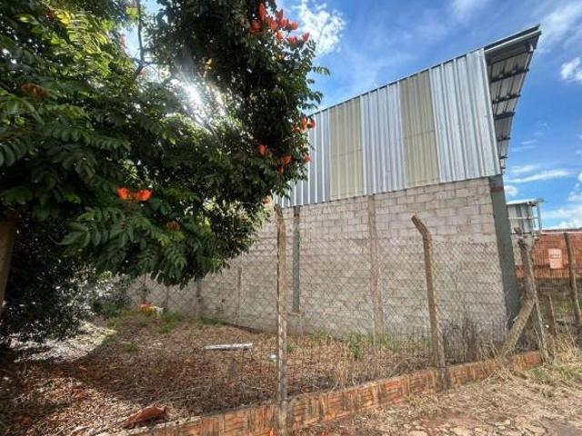 Terreno para venda em Jardim Quitandinha de 348.00m²