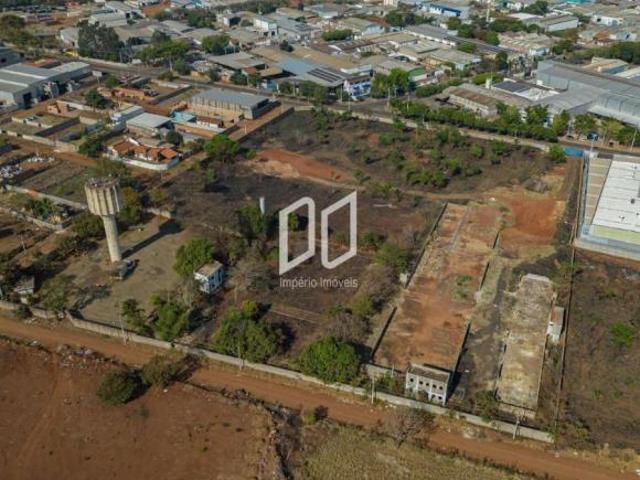Terreno para venda em Jardim Santa Marta de 13407.00m²