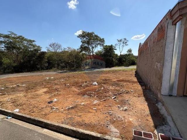 Terreno para venda em Jardim Santa Cruz de 200.00m²