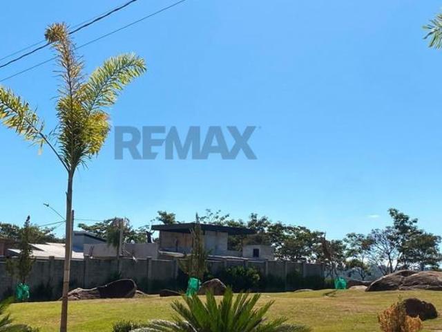 Terreno para venda em Jardim Santa Helena de 250.00m²