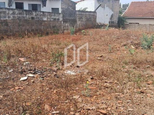 Terreno para venda em Jardim Santa Lúcia de 312.00m²