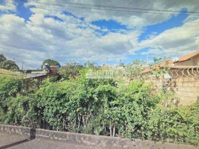 Terreno para venda em Jardim Uberaba, Uberaba
