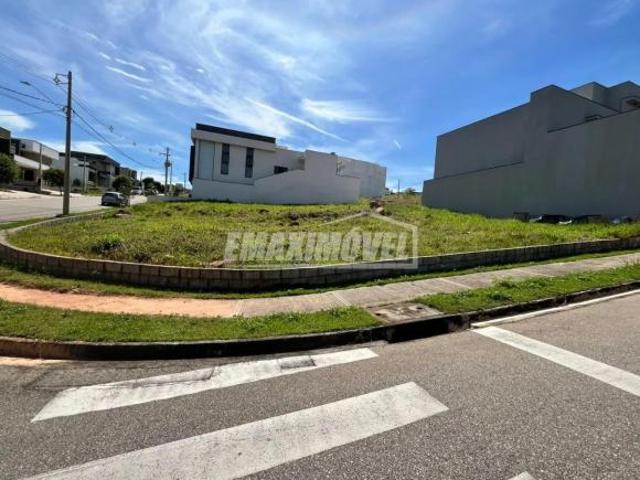 Terreno para venda em Jardim Vila São Domingos de 379.00m²
