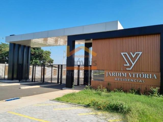 Terreno para venda em Jardim Vitória de 300.00m²