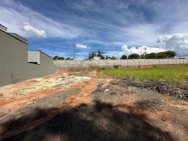 Terreno para venda em Jardim 31 De Março de 258.00m²