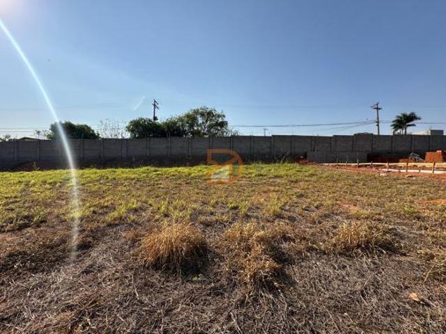 Terreno para venda em Jardim 31 De Março de 268.00m²