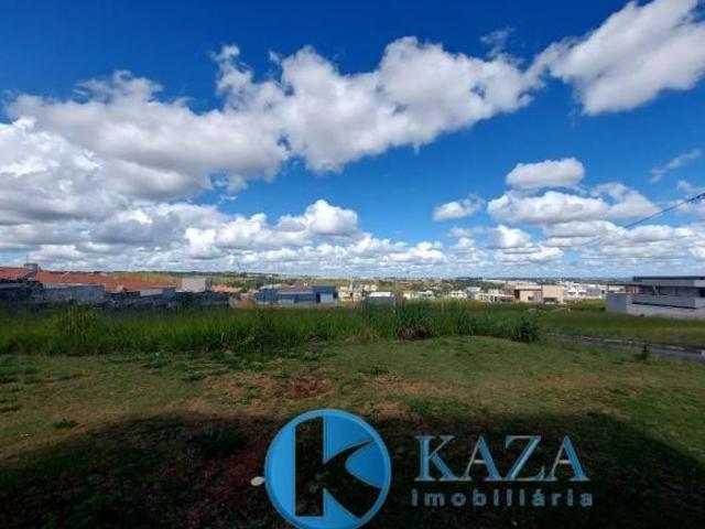 Terreno para venda em Jardins Versailles, Valparaíso de Goiá