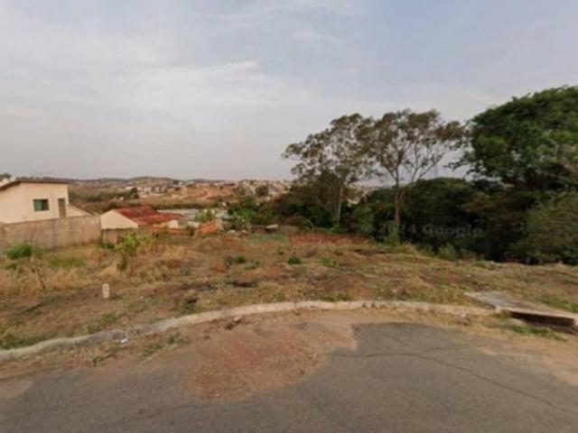 Terreno para venda em Oliveira
