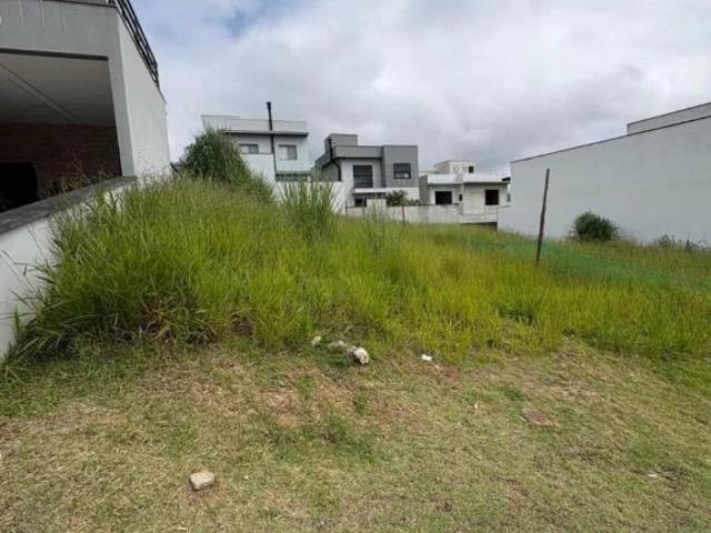 Terreno para Venda em Mogi das Cruzes/SP 0 Dorm. 250 m2 Área Útil