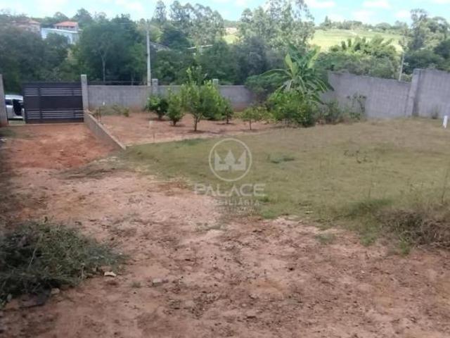 Terreno para venda em Nova Suiça de 719.00m² com 1 Quarto, 1 Suite e 1 Garagem