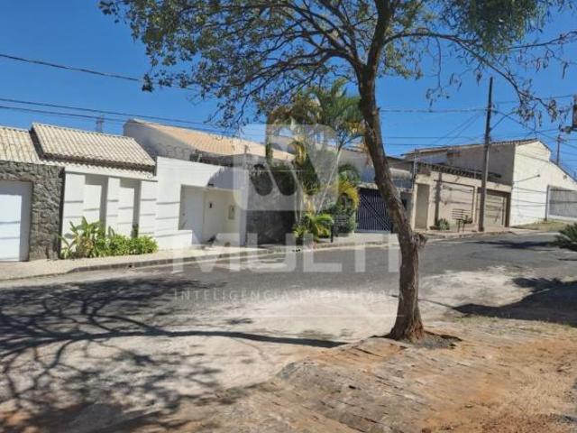 Terreno para venda em Nosso Recanto, Uberlândia
