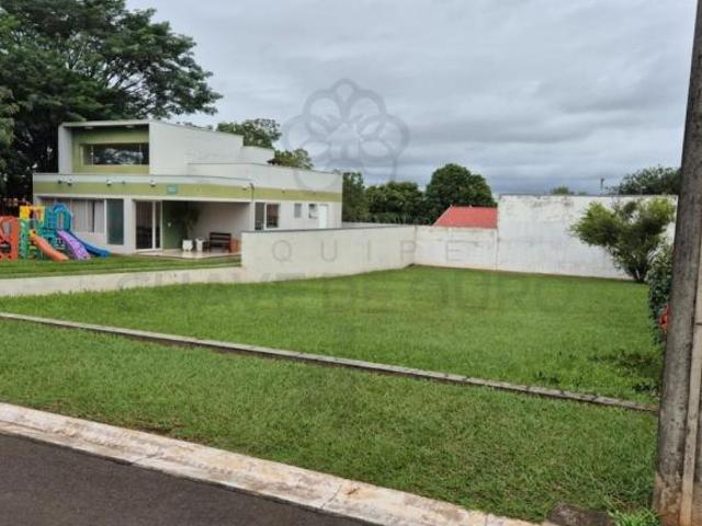 Terreno para Venda em São Pedro, Condomínio Ipê